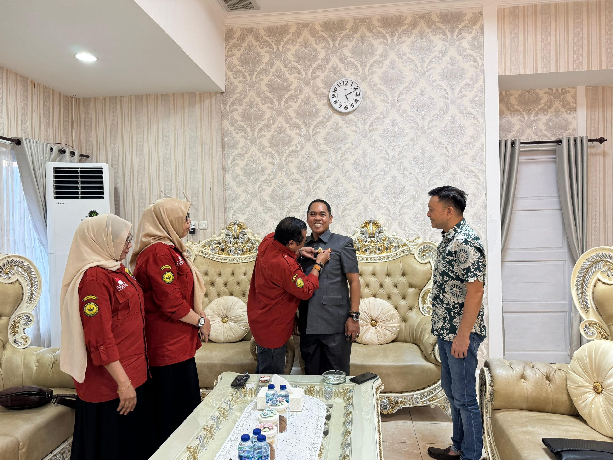 PALASARA: Rumah Besar Adat yang Membangun Harmoni Tanpa Sekat Politik ...