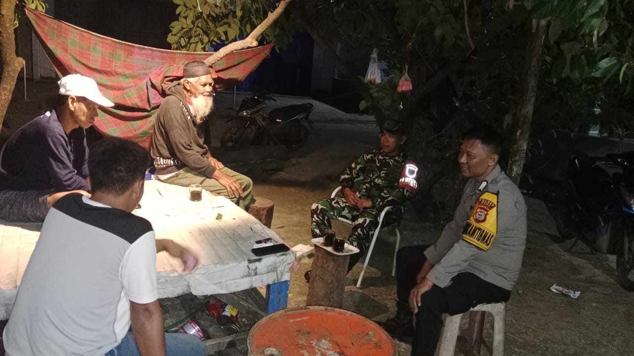 Perkuat Lewat Patroli dan Komsos, Babinsa dan Bhabinkamtibmas ...